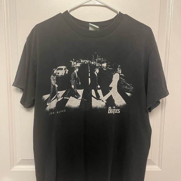 apple corp ltd | Tops | Vintage Beatles Abbey Road Apple Corps Ltd ...